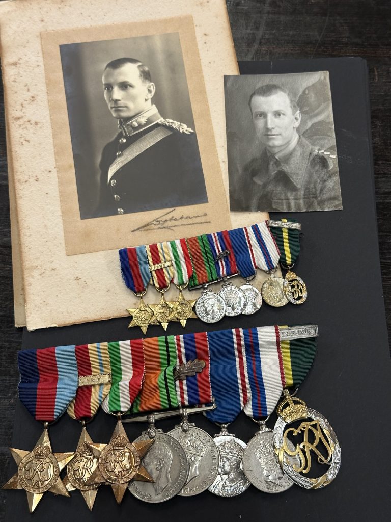 Interesting WWII MID & Efficiency Decoration awarded to J.L.D. Oakley ...